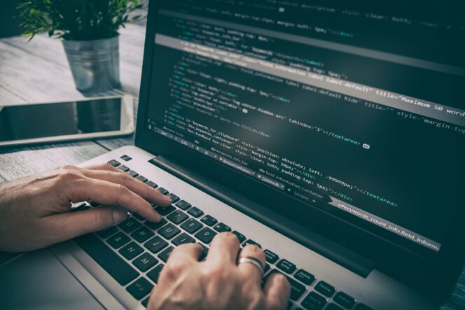 5 formations en ligne pour apprendre le développement web et mobile