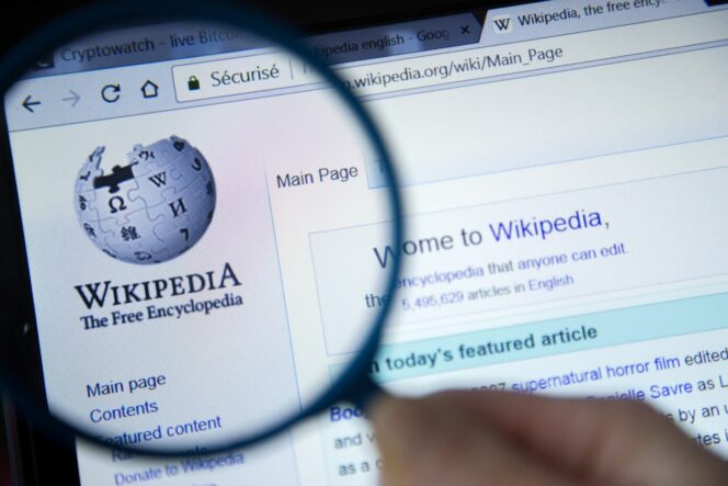 Pourquoi Wikipédia est si bien référencé sur Google