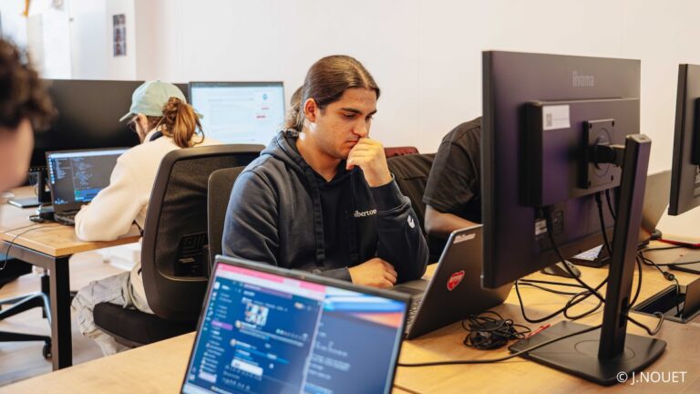 Holberton School propose un test pour trouver ta voie