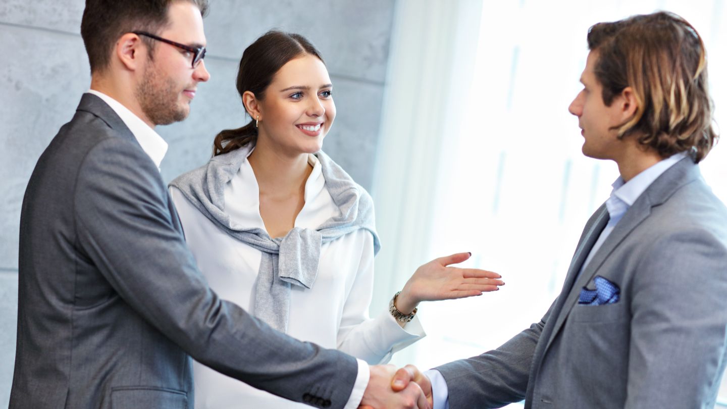 6 cas où la cooptation peut vous aider dans vos recrutements