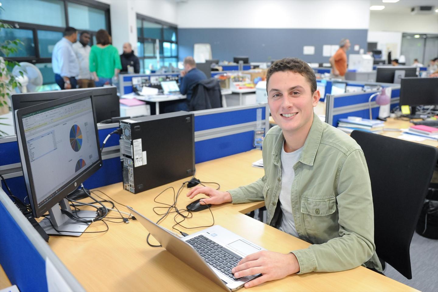 Castorama Recrutement - Candidature Rapide et Facile | HelloWork