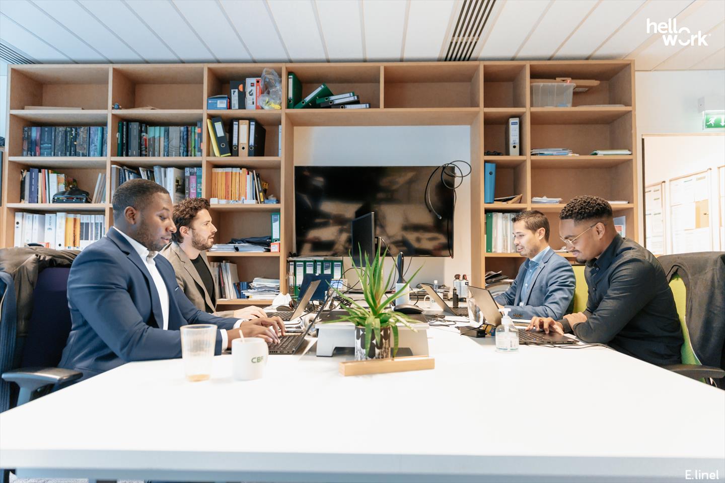 CBRE GWS FRANCE Recrutement : Opportunités d’Emploi et Carrière | HelloWork